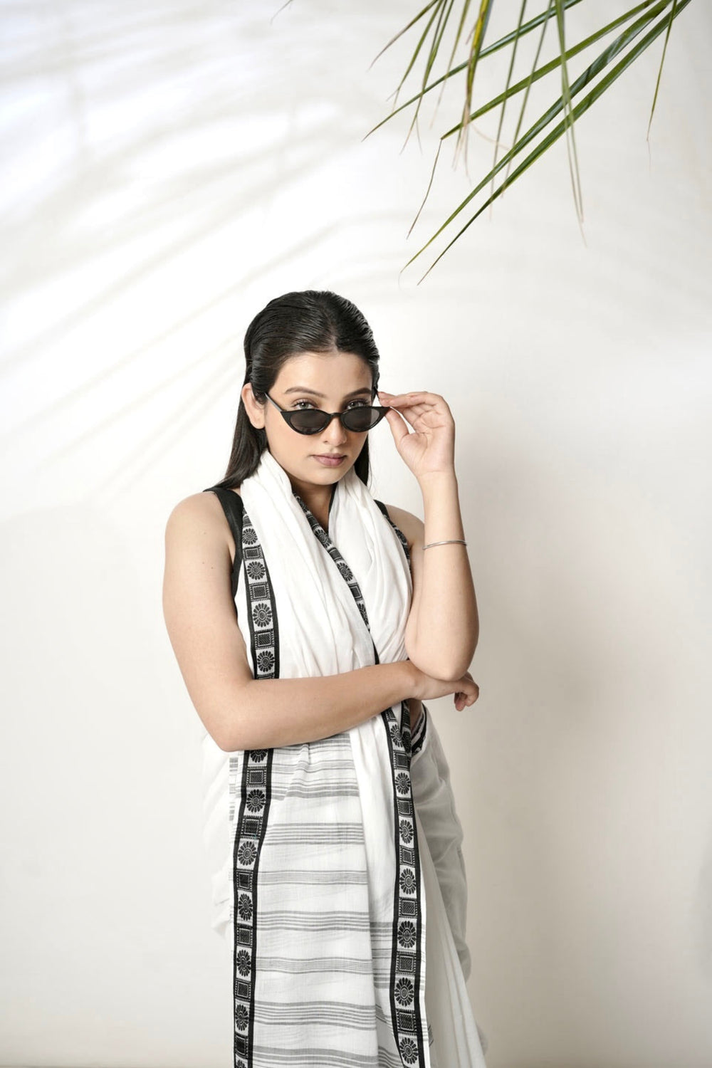 Ethereal I White cotton handloom saree with twill border