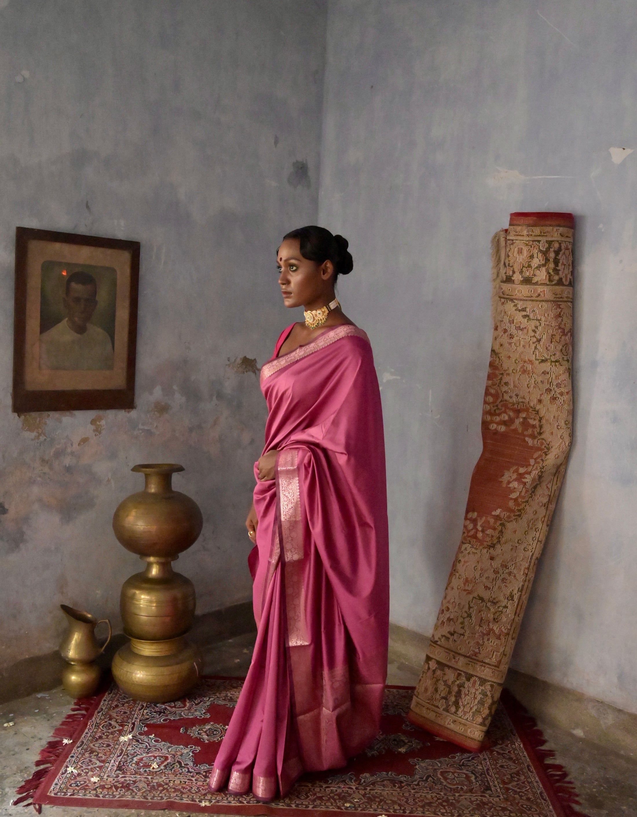 Pink Handloom Silk Banarasi Saree With Floral Zari Border
